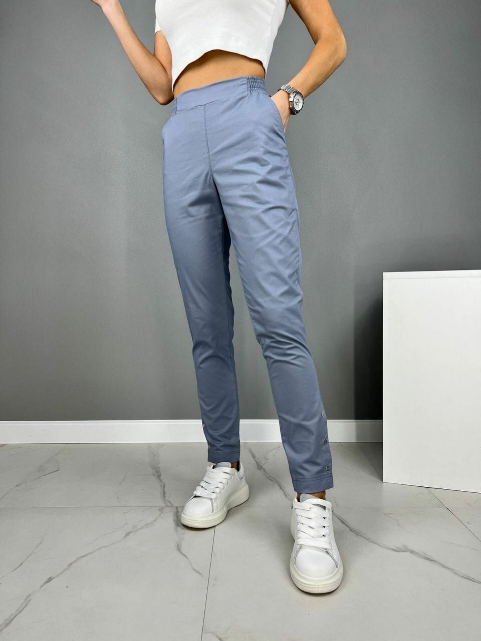 Рабочие брюки женские М-14 из Хлопка со Стрейчем. Универсальные медицинские брюки джоггеры - спецодежда для косметологов, салонов красоты, больниц и мед центров