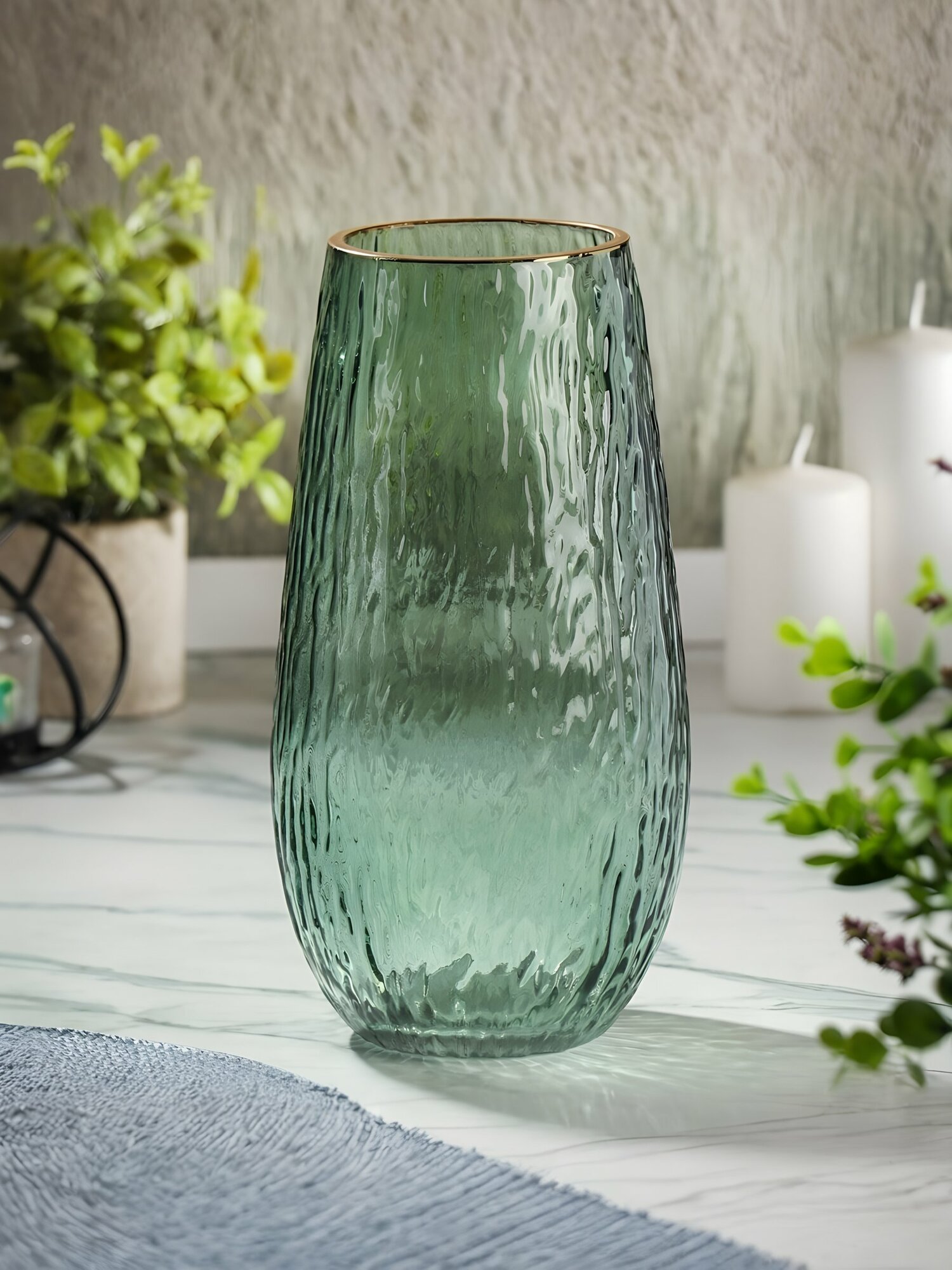 Ваза для цветов стеклянная настольная зеленая 27 см Y6-6357 с золотой окантовкой, цилиндр, современный стиль