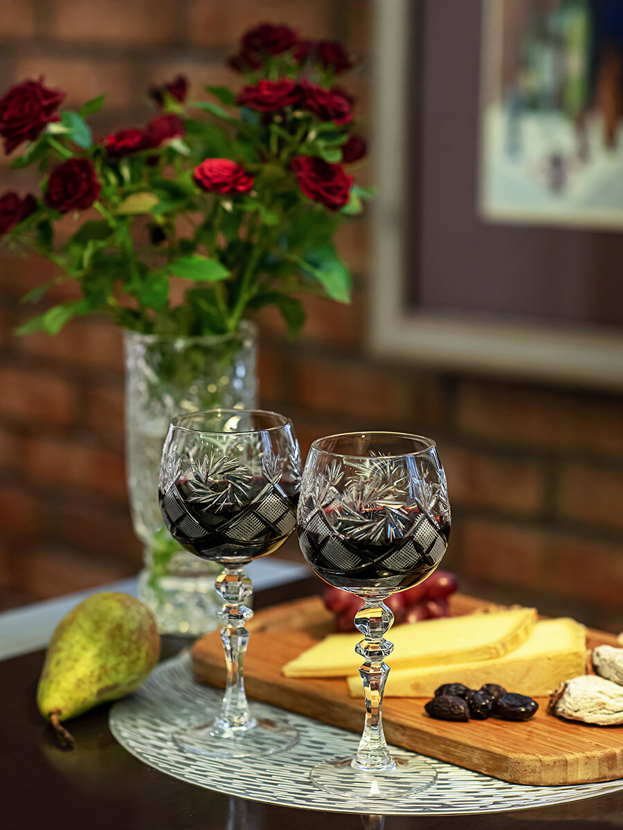 Хрустальные бокалы для красного и белого вина 300 мл. фужеры набор 2 шт. Неман