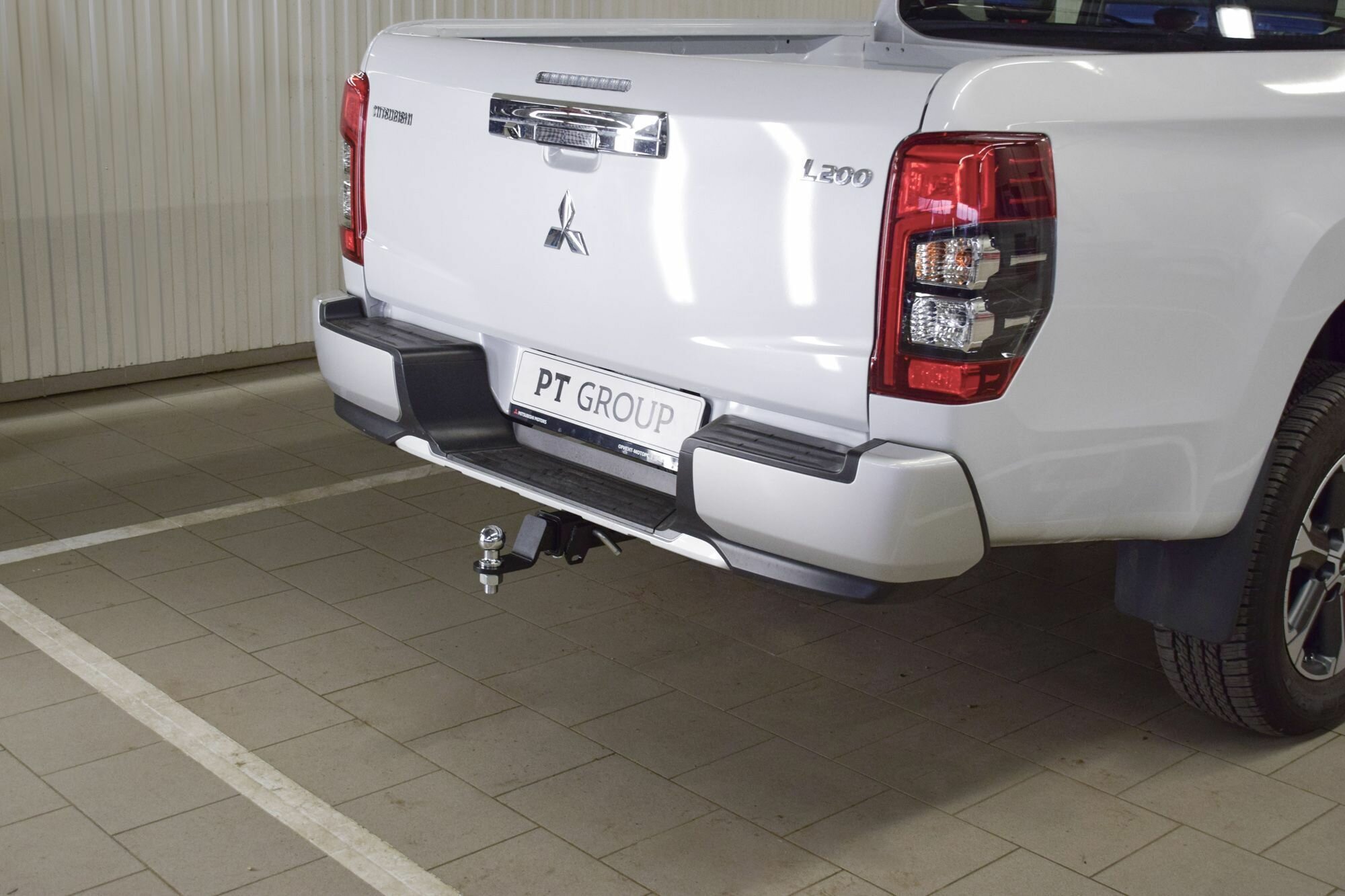 Фаркоп с унив. электрикой, съемный квадрат, MITSUBISHI L200 2016- (паспорт и сертификат) ПТ групп. MLT-16-991122.00