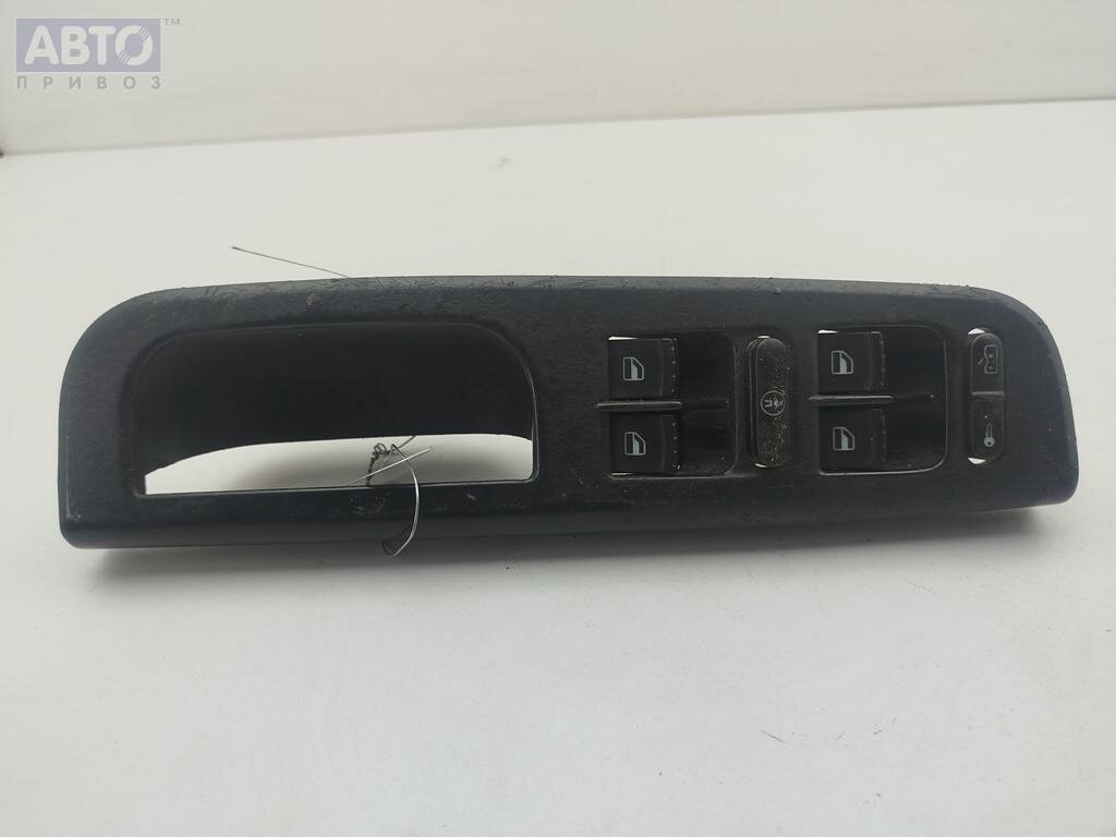 Блок кнопок управления стеклоподъемниками Volkswagen Passat B5+ (GP)