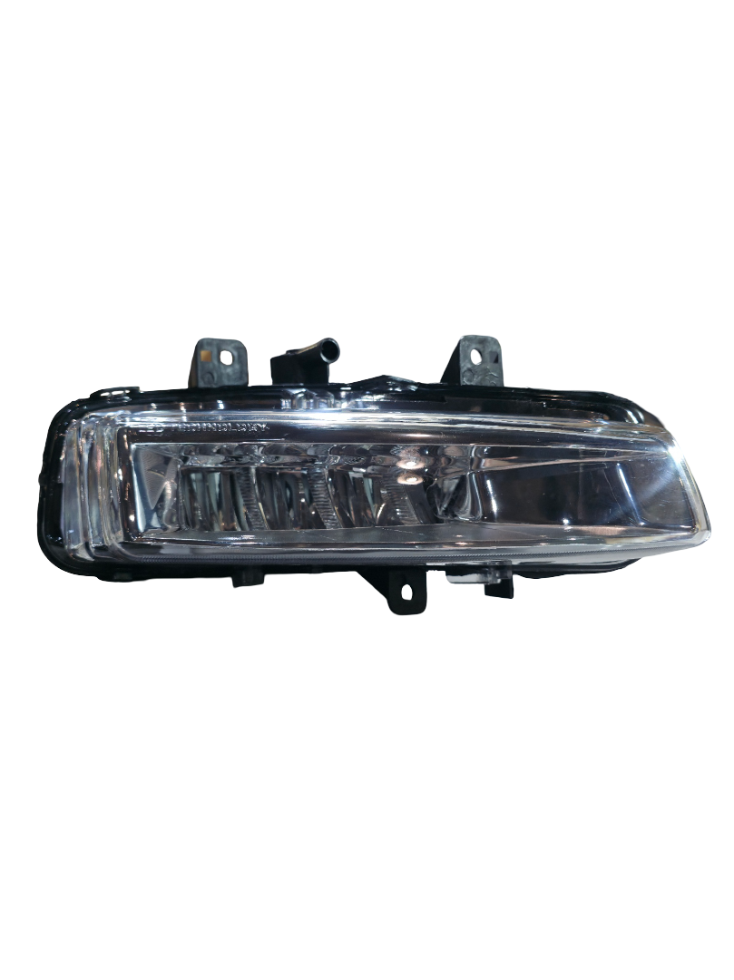 Противотуманная фара правая Land Rover Discovery Sport Evoque LR068978