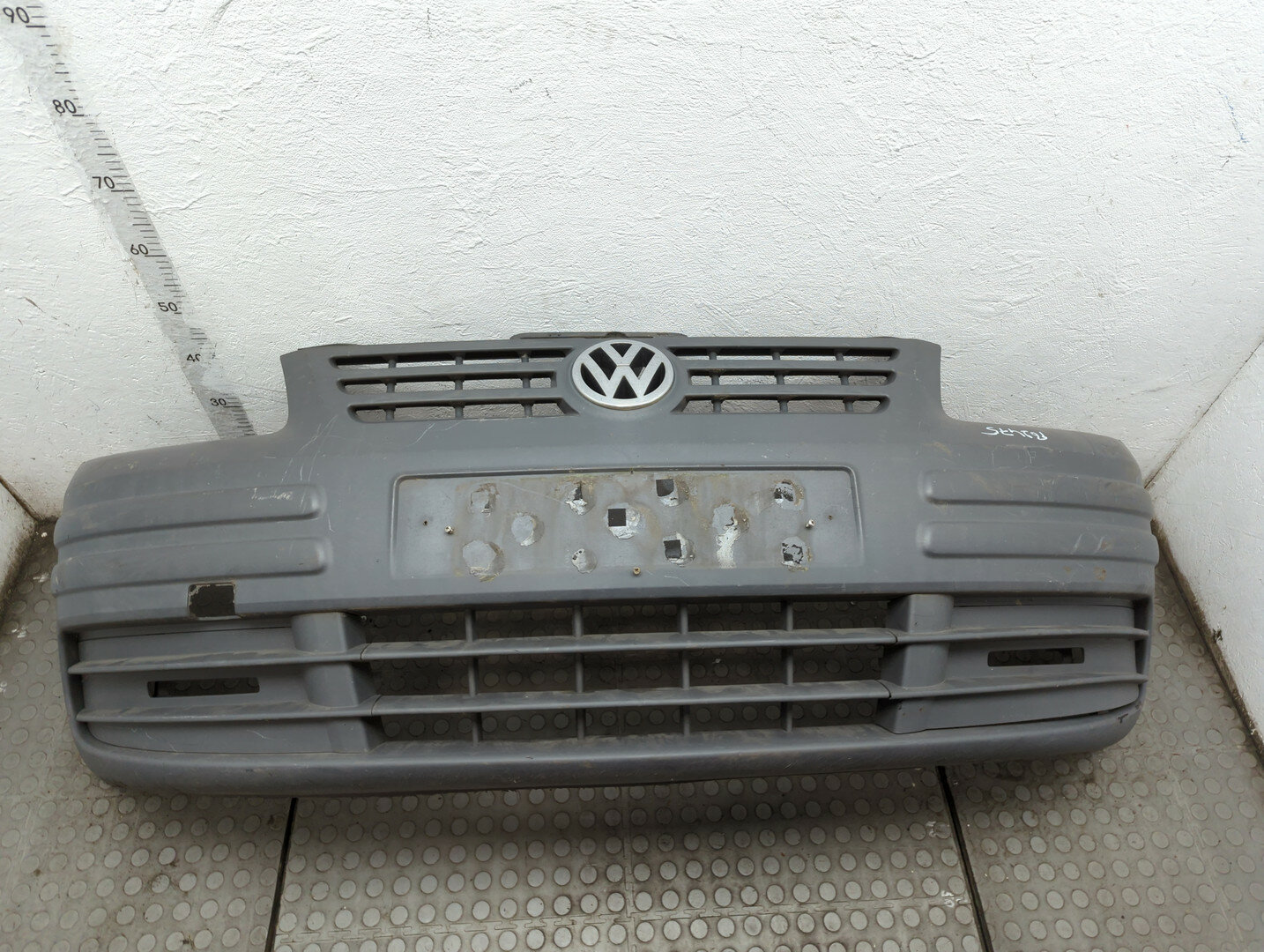 Бампер передний Volkswagen Caddy Б/У