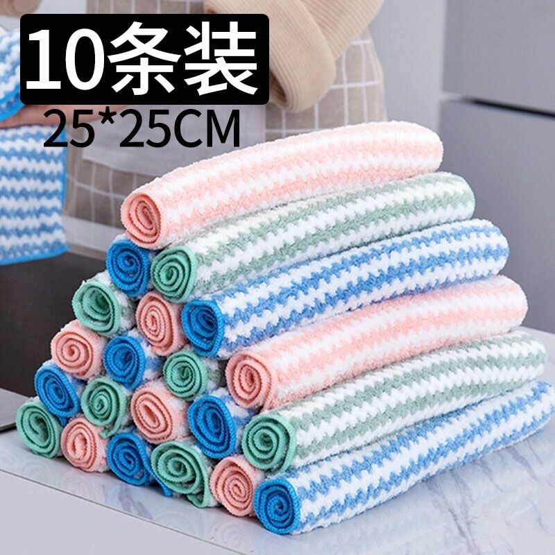 Домашние гаджеты, кухонные принадлежности, мелкие предметы домашнего обихода, предметы первой необходимости, различные полезные инструменты, необходимые вещи для дома, мелкие предметы.