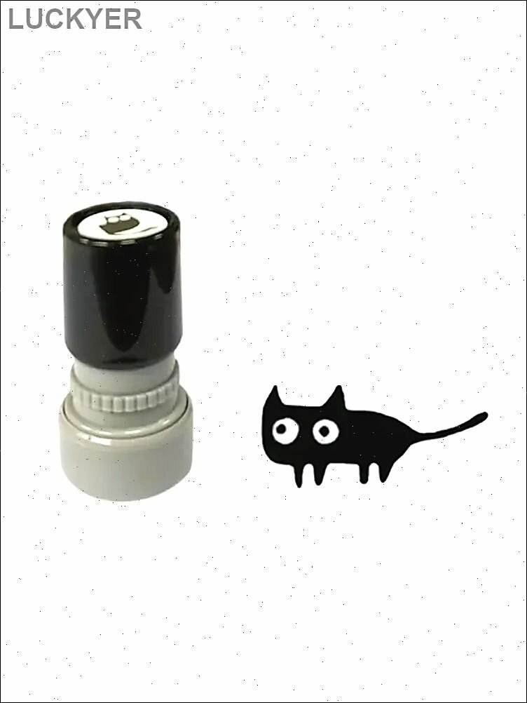 Милый штамп с изображением черной кошки - горизонтальный хвост