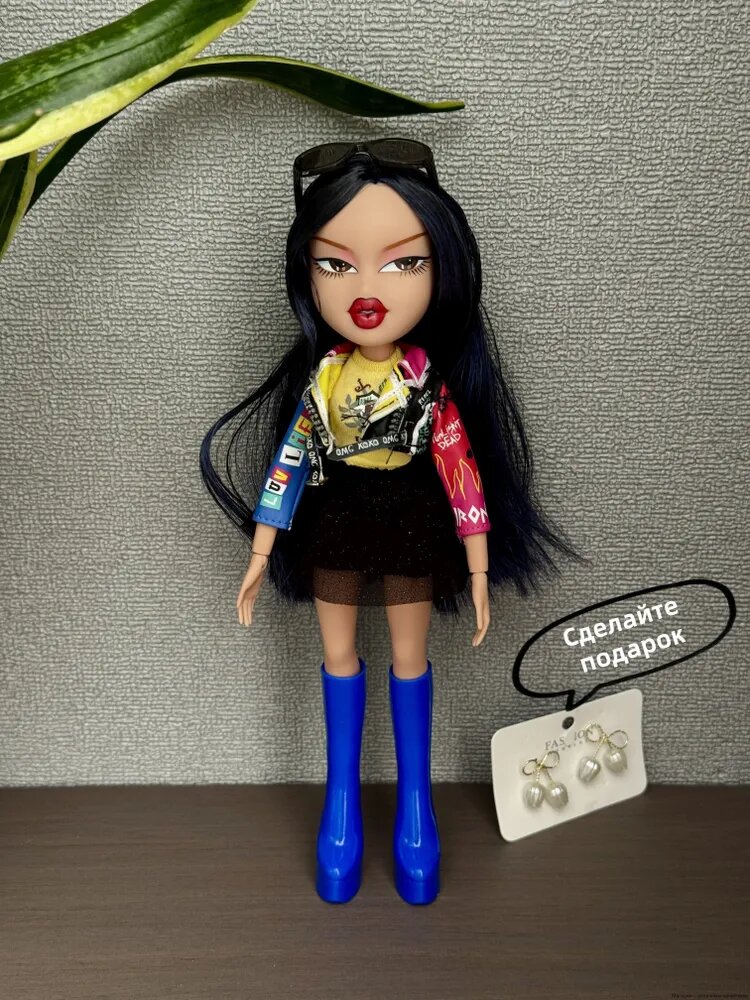 Кукла Bratz Y2K ностальгическая ретро-кукла тысячелетия, пластик, вращается голова, голубой цвет, Safari Fashion