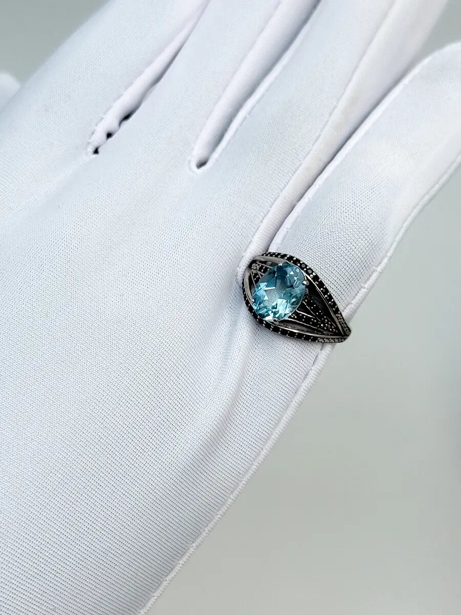 Кольцо, шпинель, топаз