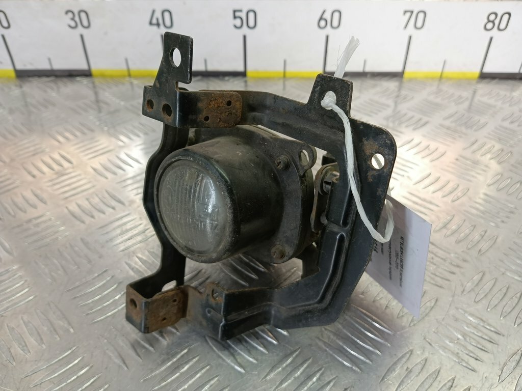 Фара противотуманная передняя Б/У для MITSUBISHI LANCER IX рестайлинг (2005—2010) MN154901