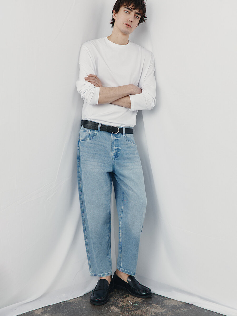 Джинсы классические зауженные 