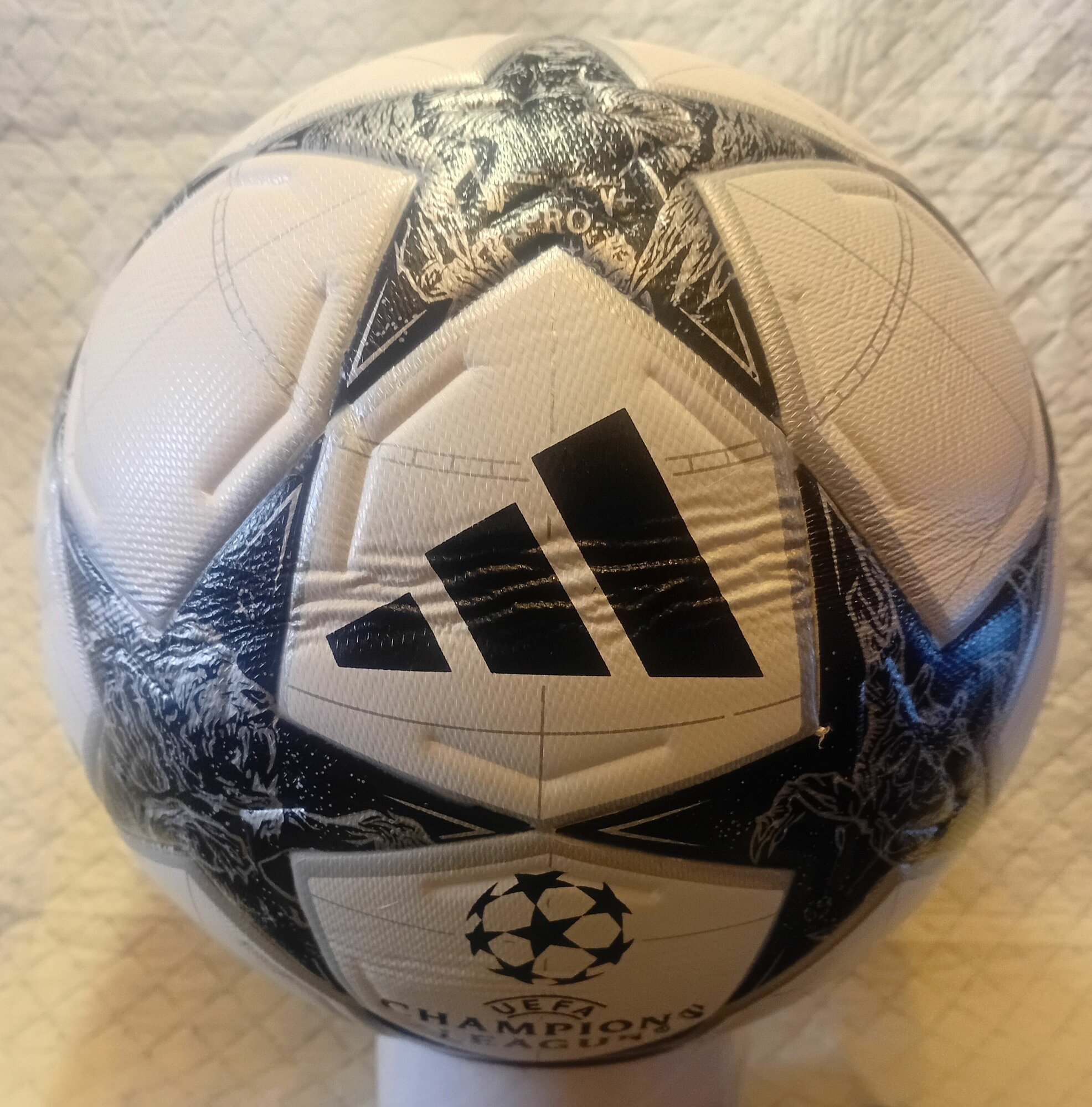 Мяч футбольный Лига Чемпионов 2025-2026г. 5-размер, 5 слоёв. ( игла в подарок )
