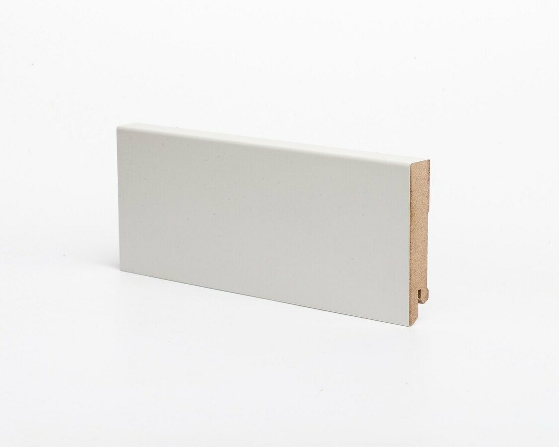 Плинтус Deartio Ликорн К-06 Светло-серый матовый прямой, 1 шт.