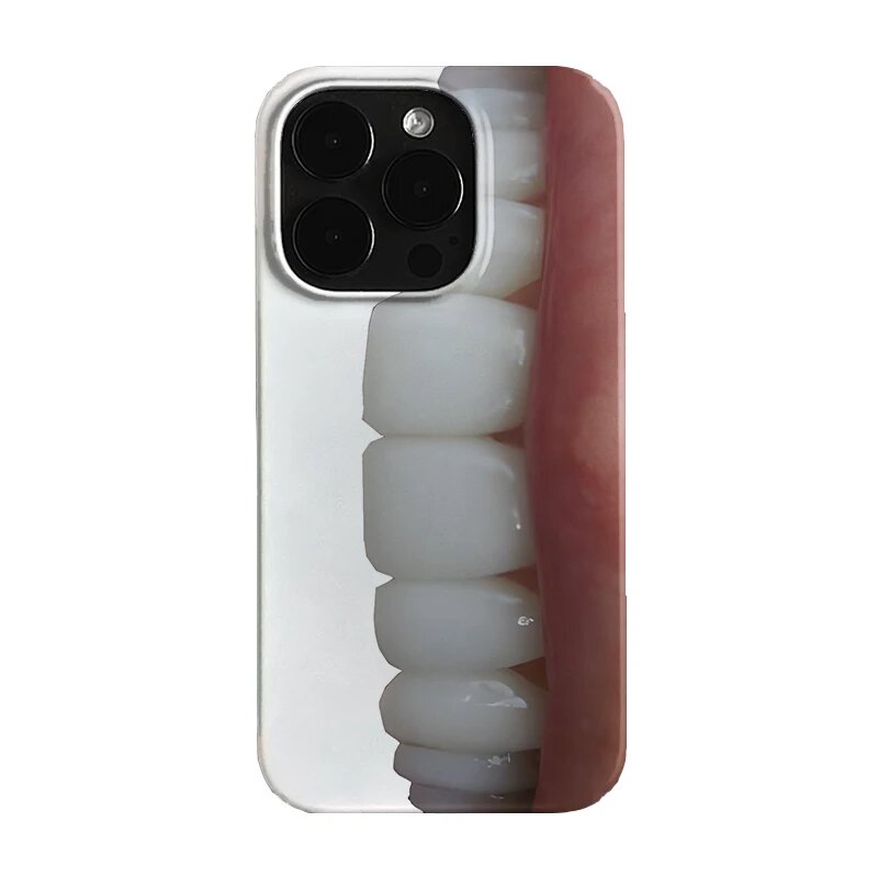Чехол для iPhone 15 с зубами, цвет 2