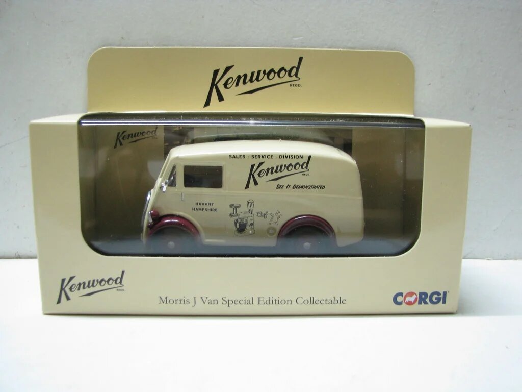 Коллекционная модель автомобиля WELLY CORGI Morris J Van-Kenwood CP06202