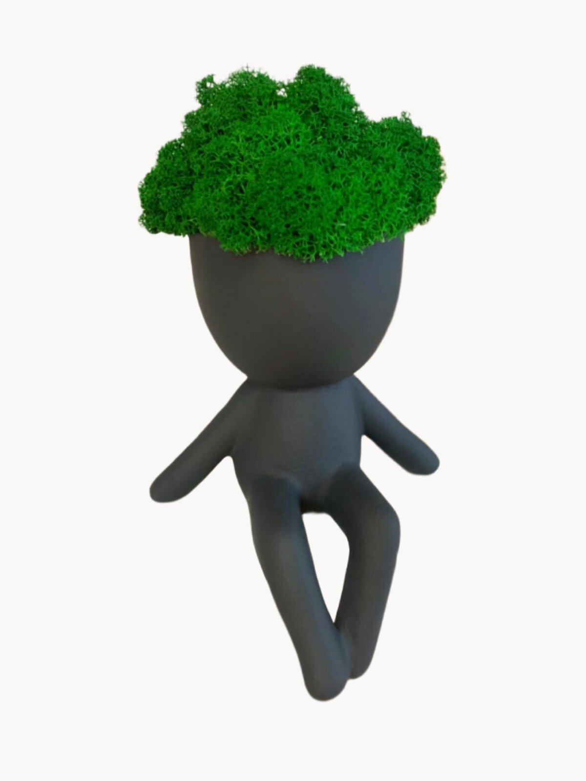 Статуэтка человечек с стабилизированным мхом для декора интерьера черный