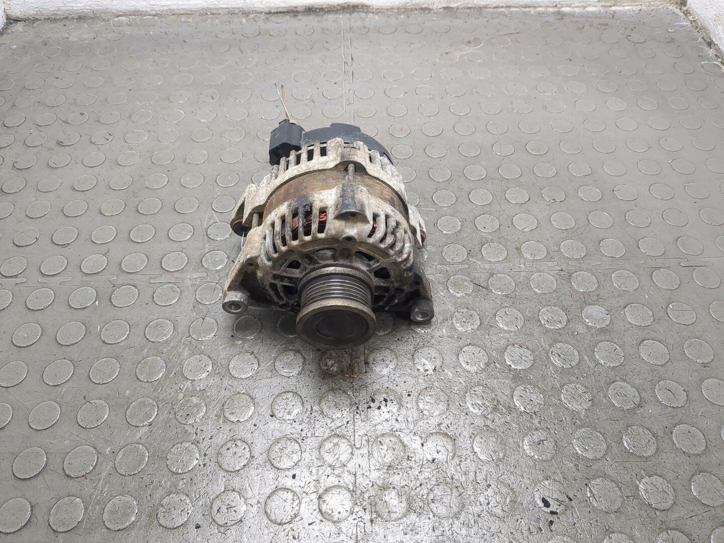 Генератор Opel Astra J Б/У