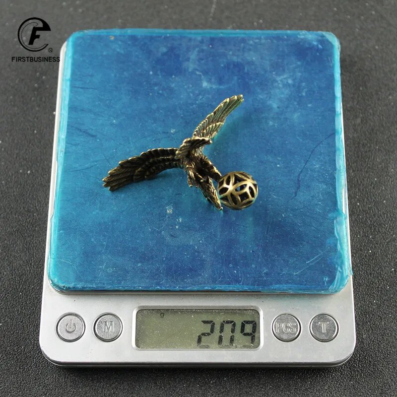 Античная бронзовая статуя орла в виде шара, твердая медь, фигурки орла, украшения, велосипедная сумка, брелки, украшение, аксессуар