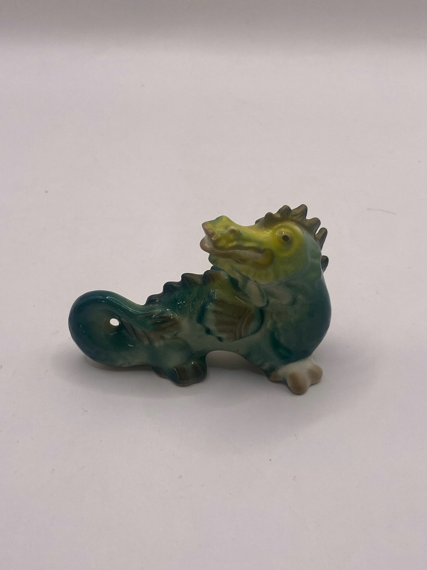 Статуэтка "Зеленый дракон" Фарфор. ЛФЗ. СССР. Вербилки. Высота 5 см. Длина: 7 см. Минималистика.
