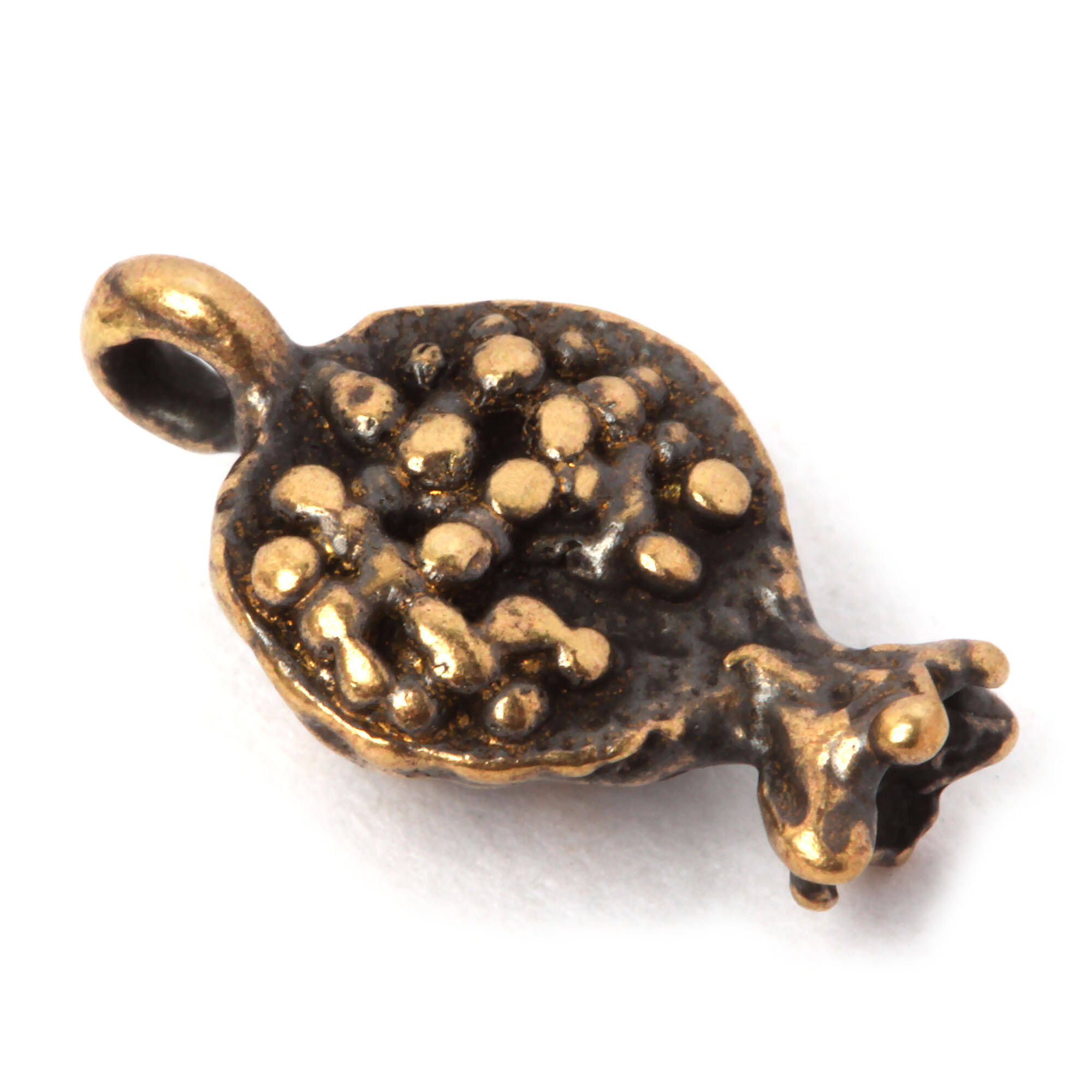 Подвеска, 16х9х5мм, Anna Bronze, Половинка граната, базовый материал - латунь, цвет античная латунь (золотистый с чернением), 1 шт.