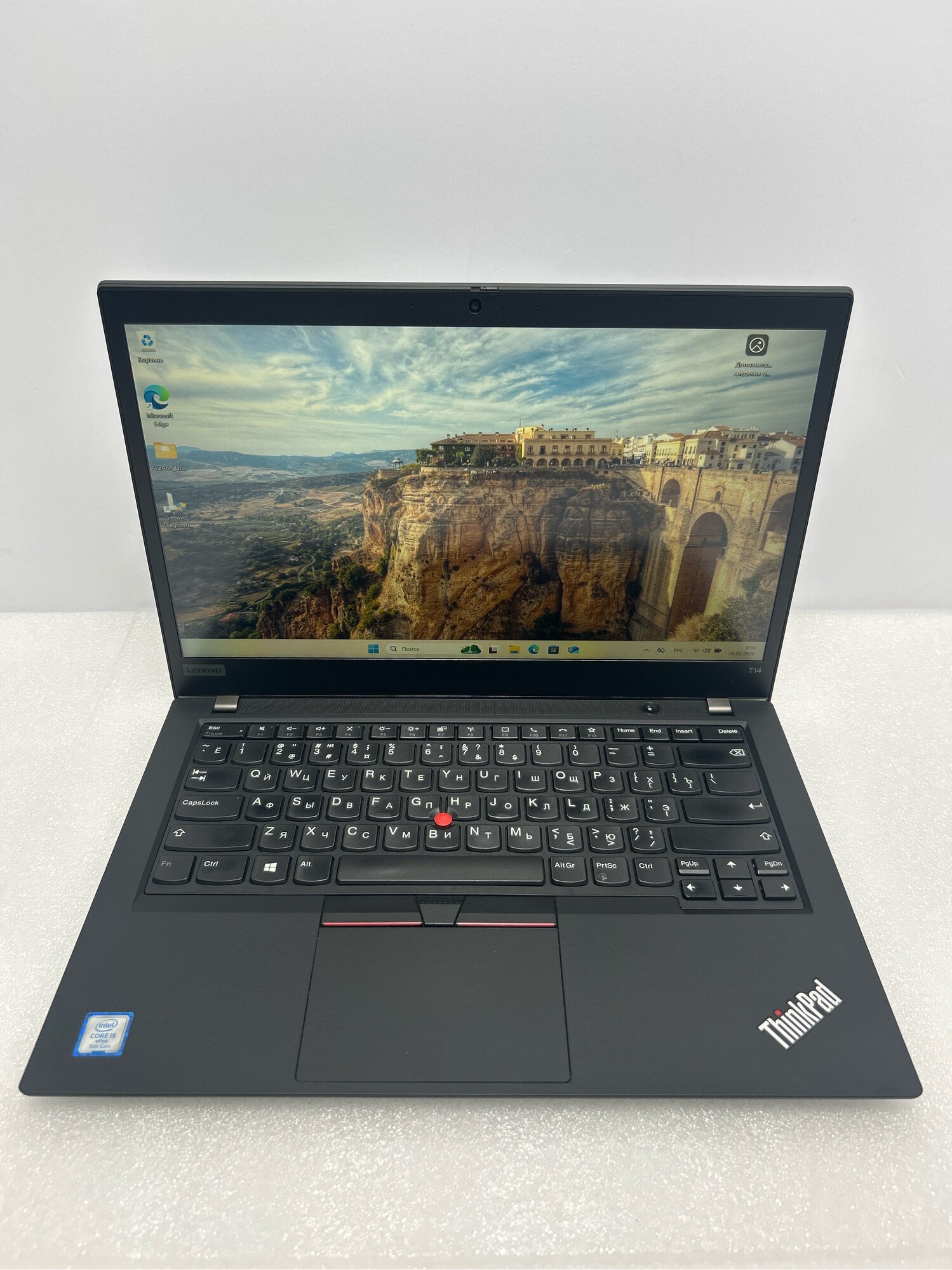 Ноутбук Lenovo T14 (20S1S1YU00) 14"/Intel core i5-10310U/RAM 16 GB/SSD 512 GB/Intel UHD Graphics/1920*1080/IPS/Windows 10/Подсветка кл-ры: нет/черный. Состояние: Уценка/небольшой след. на матрице от клавиатуры