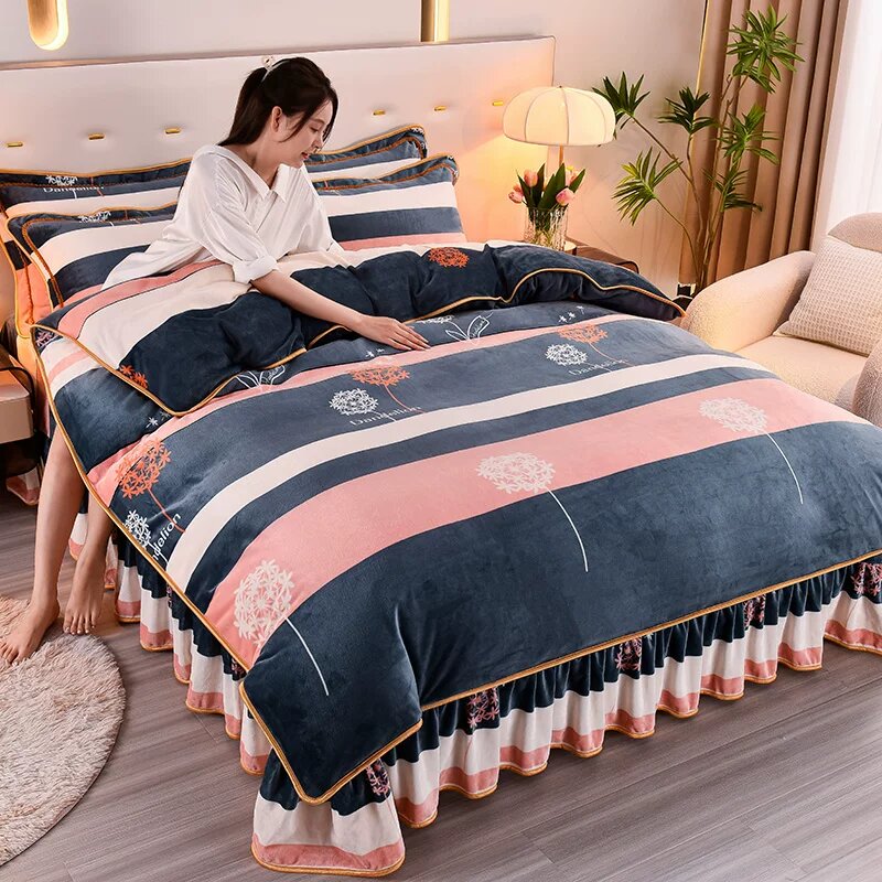Комплект постельного белья Crystal Home Textiles из утолщенного молочного вельвета, четырехпредметный, двусторонний