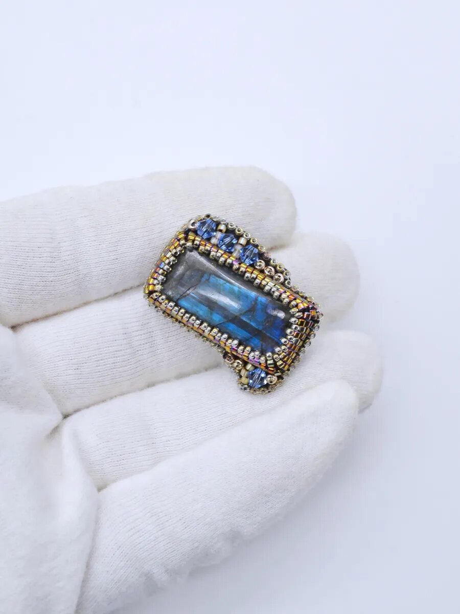 Брошь, кристаллы Swarovski, кристалл