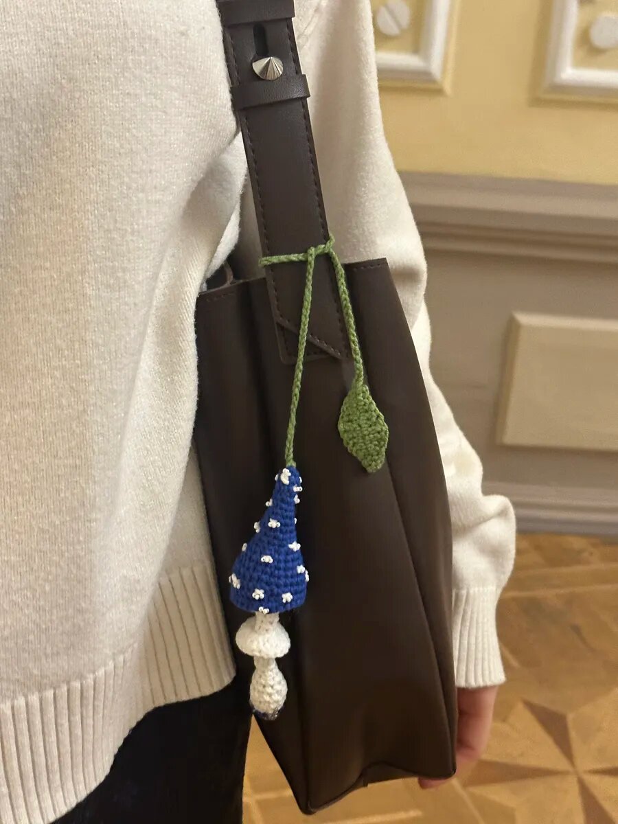 Украшение на сумку