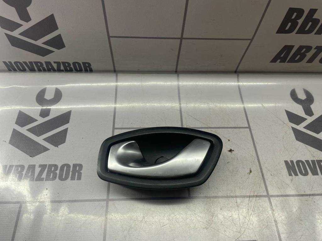 Ручка двери внутренняя левая Renault Fluence 10-17