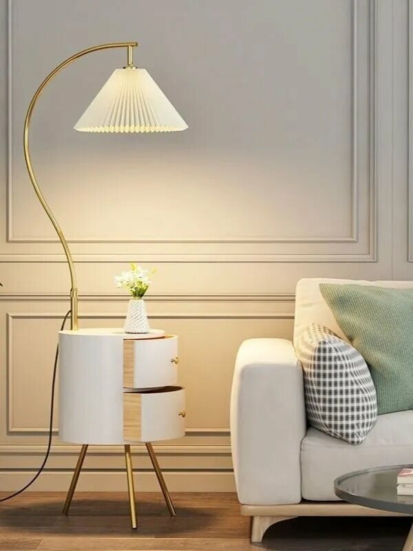 Торшер напольный со столиком и абажуром E27 2-в-1: светильник и тумба для дивана (Напольный торшер со столиком и абажуром E27 2-в-1: светильник и тумба для дивана)