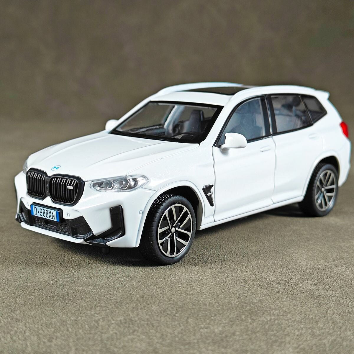 1:32 BMW X3M X3 IM SUV, Модель сплава, Детская игрушечная машинка, Со звуком и светом