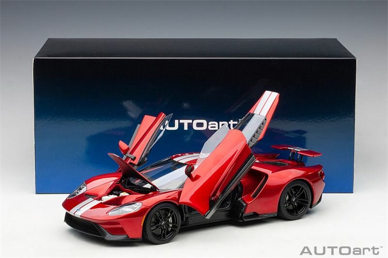Машинка AUTOart 1:18 FORD GT 2017 Модель легкосплавного автомобиля