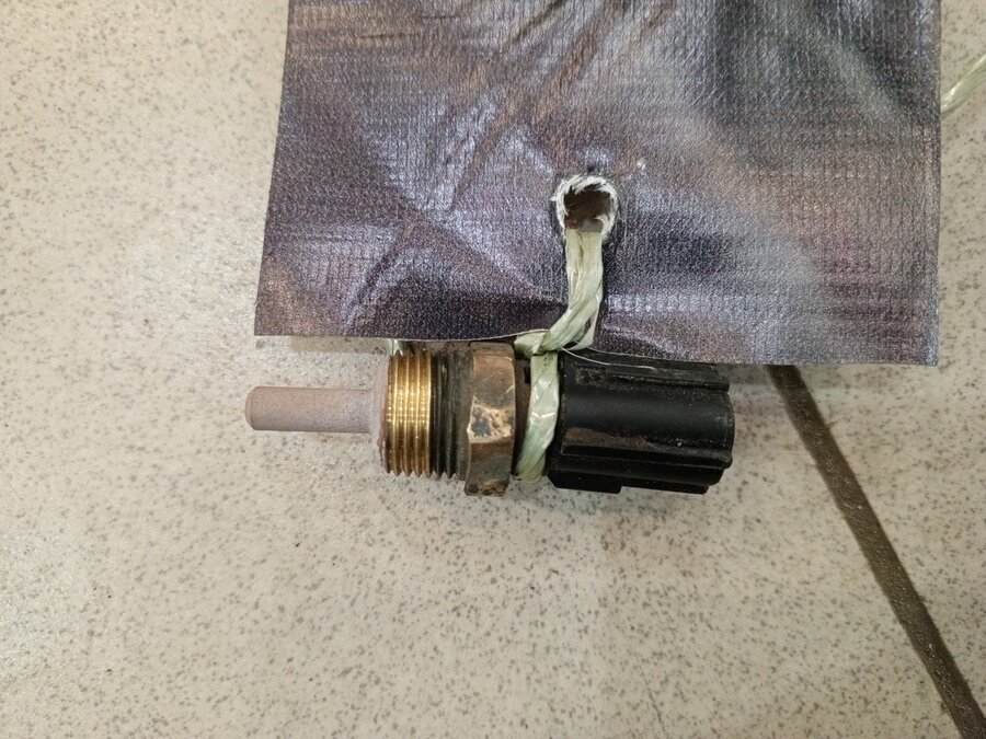 Датчик температуры охлаждающей жидкости от Mitsubishi Lancer 10 2007-2017