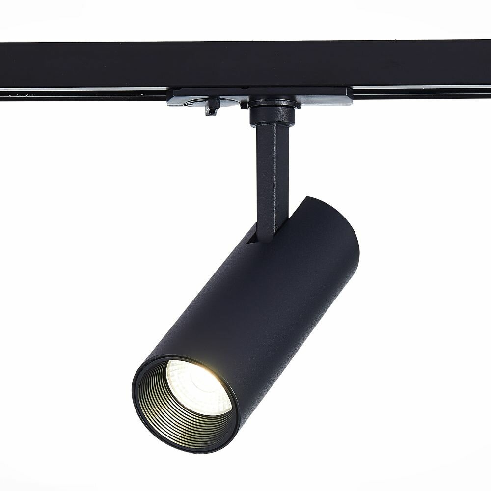 ST350.446.10.36 ST-Luce Св-к трек. Черный LED 1*10W 4000K 900Lm Ra?90 36° IP20 L137xW49xH171 100-240V.