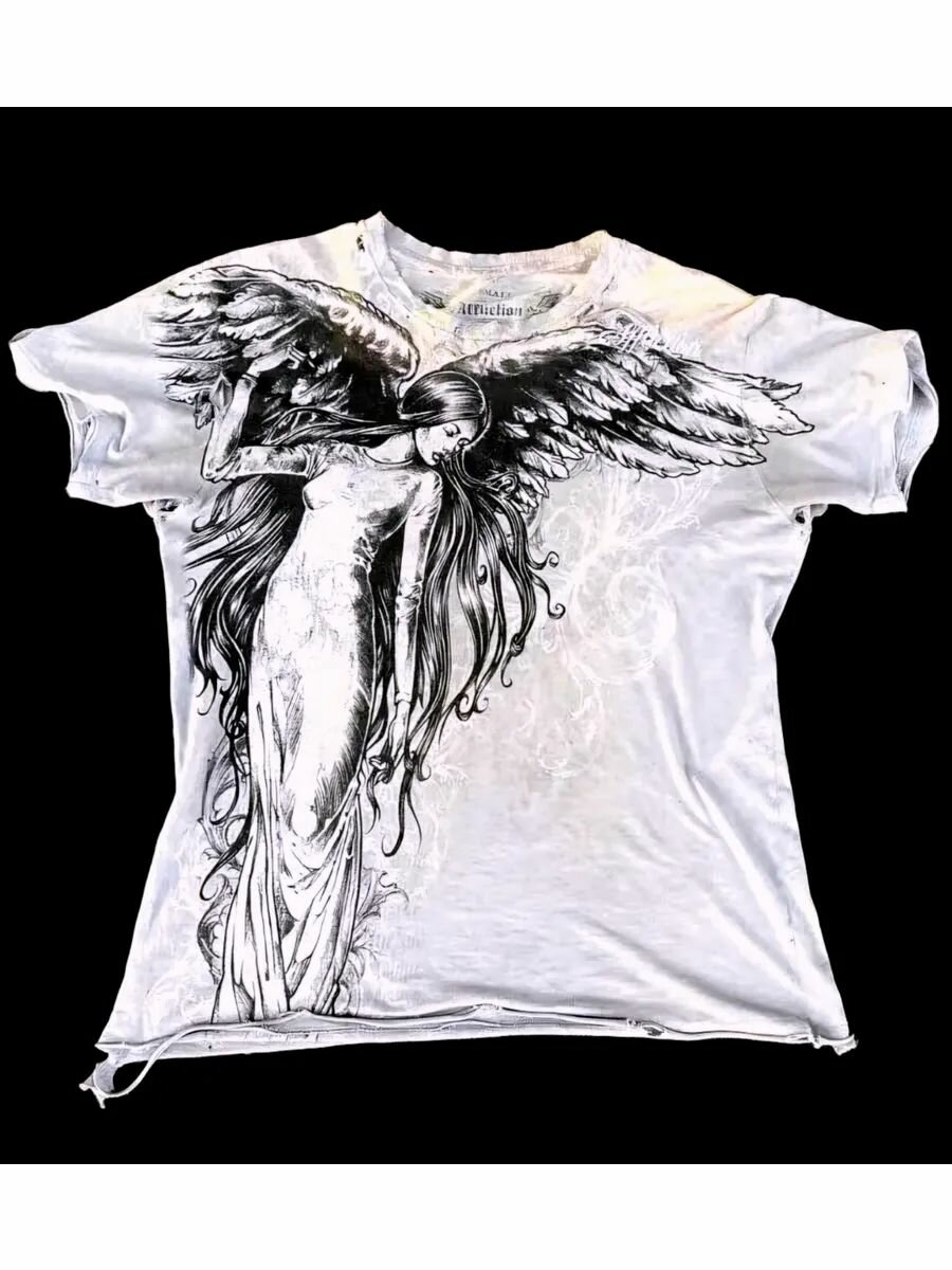 Футболка Аниме оверсайз с принтом – стильный и комфортный вариант для девушек и подростков