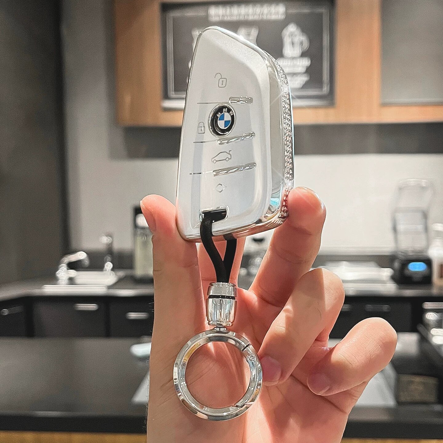 Ключевой чехол BMW в метеорном сером с регулируемым шнуром для 25 моделей BMW, включая 3-ю и 5-ю серии