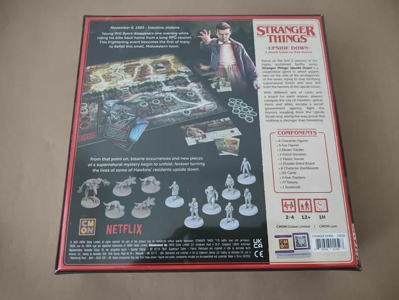 Настольная игра Очень странные дела: Перевернутый мир (Stranger Things: Upside Down)