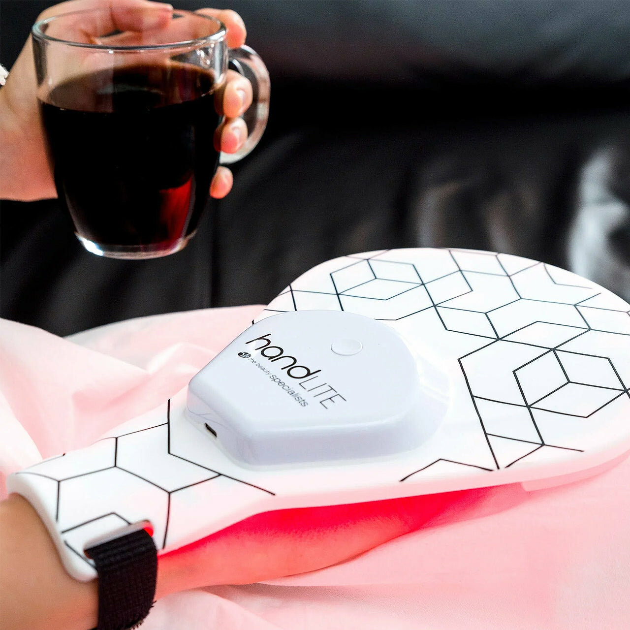 FaceLITE Маска светодиодная для рук handLITE LED Glove