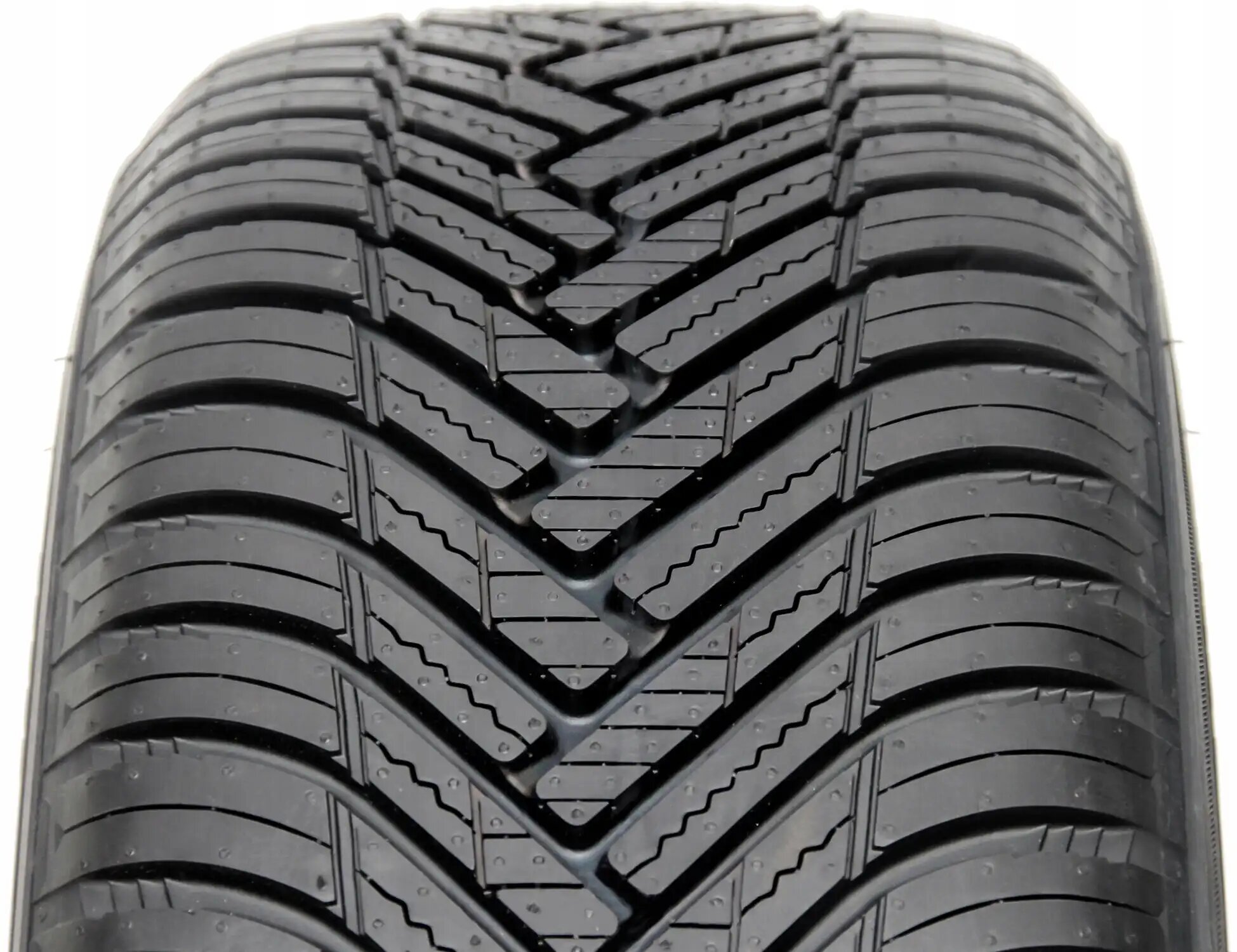 Шина HANKOOK Kinergy 4s2 H750, всесезонная, 185/60, R14, TL, 82H, высота профиля 60 1 шт.