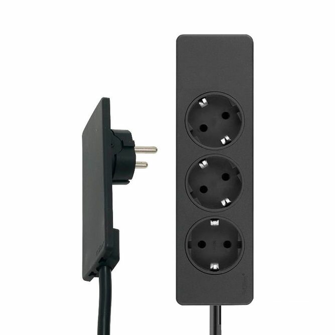 Плоская вилка с тремя розетками Evoline Plug 1510 0015 6100