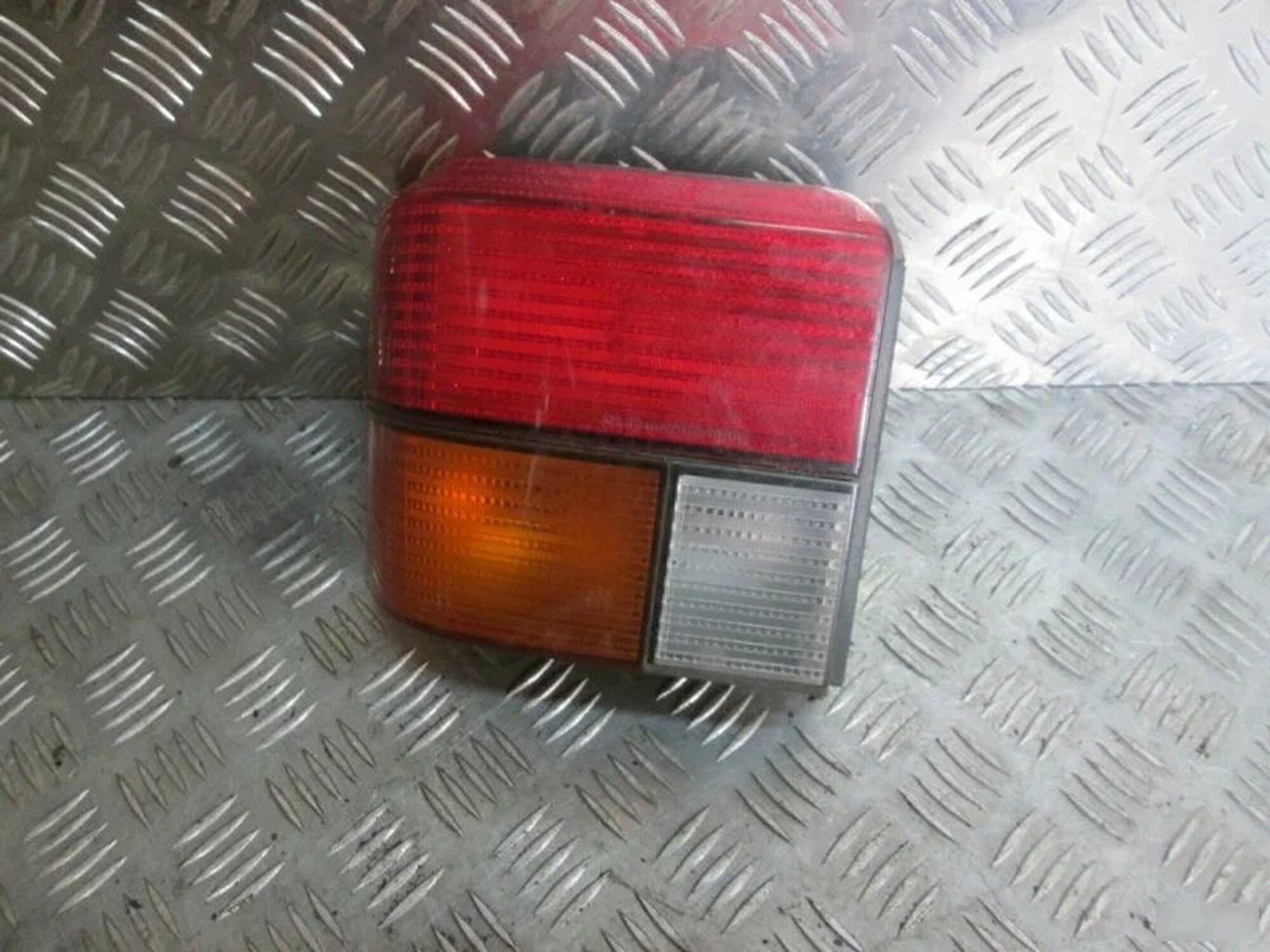 Фонарь для машин Volkswagen Transporter T4 1990 — 2003 задн. лев.