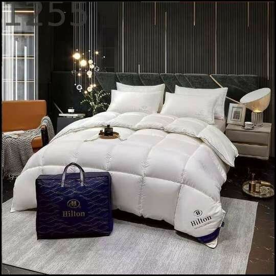 Одеяло Hilton Feather Velvet Core11
