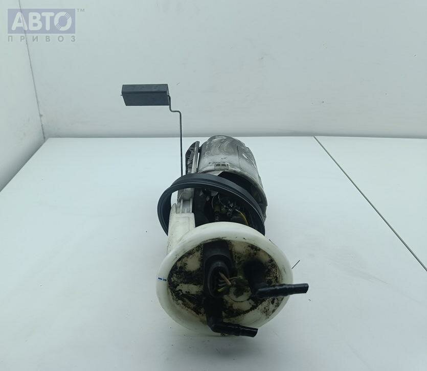 Насос топливный Volkswagen Passat B5+ (GP)