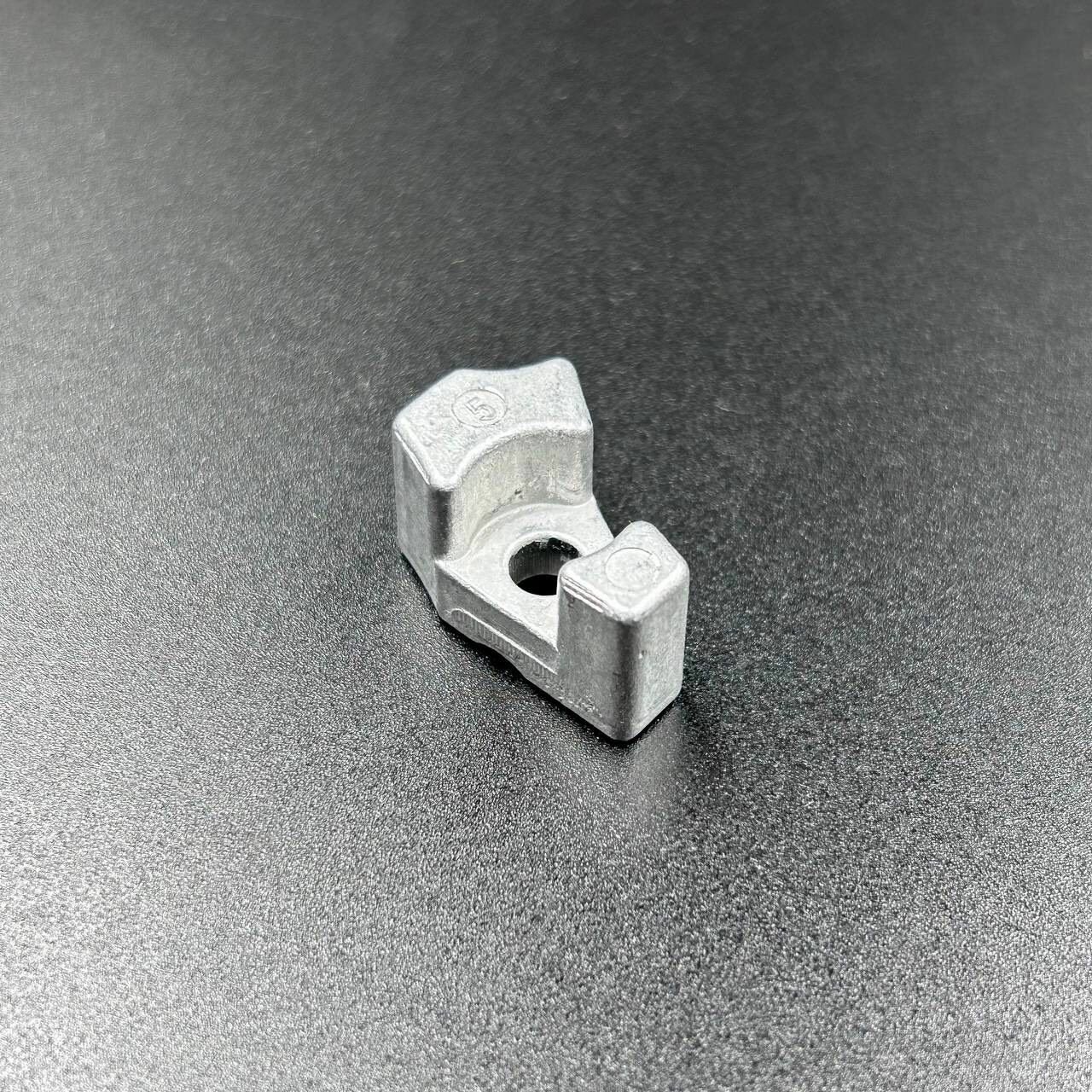 Анод блока Yamaha 9.9-15 (682-11325-00) (YUELANG)