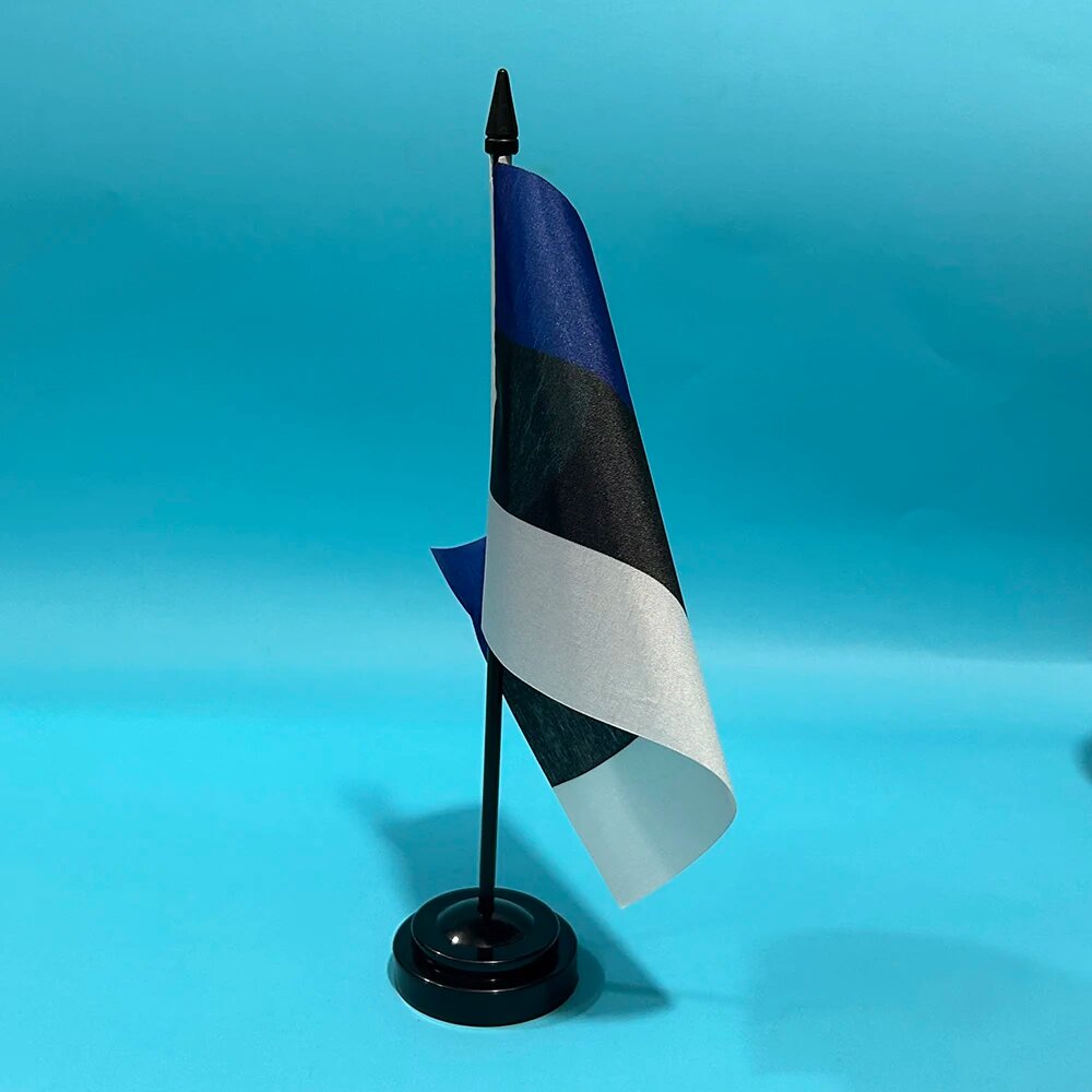 Флаг SKY Офисный стол Флаг Эстонии Флаг 14x21 см полиэстер Флаг Эстонии Национальный флаг Кантри Баннер Настольные украшения Флаги