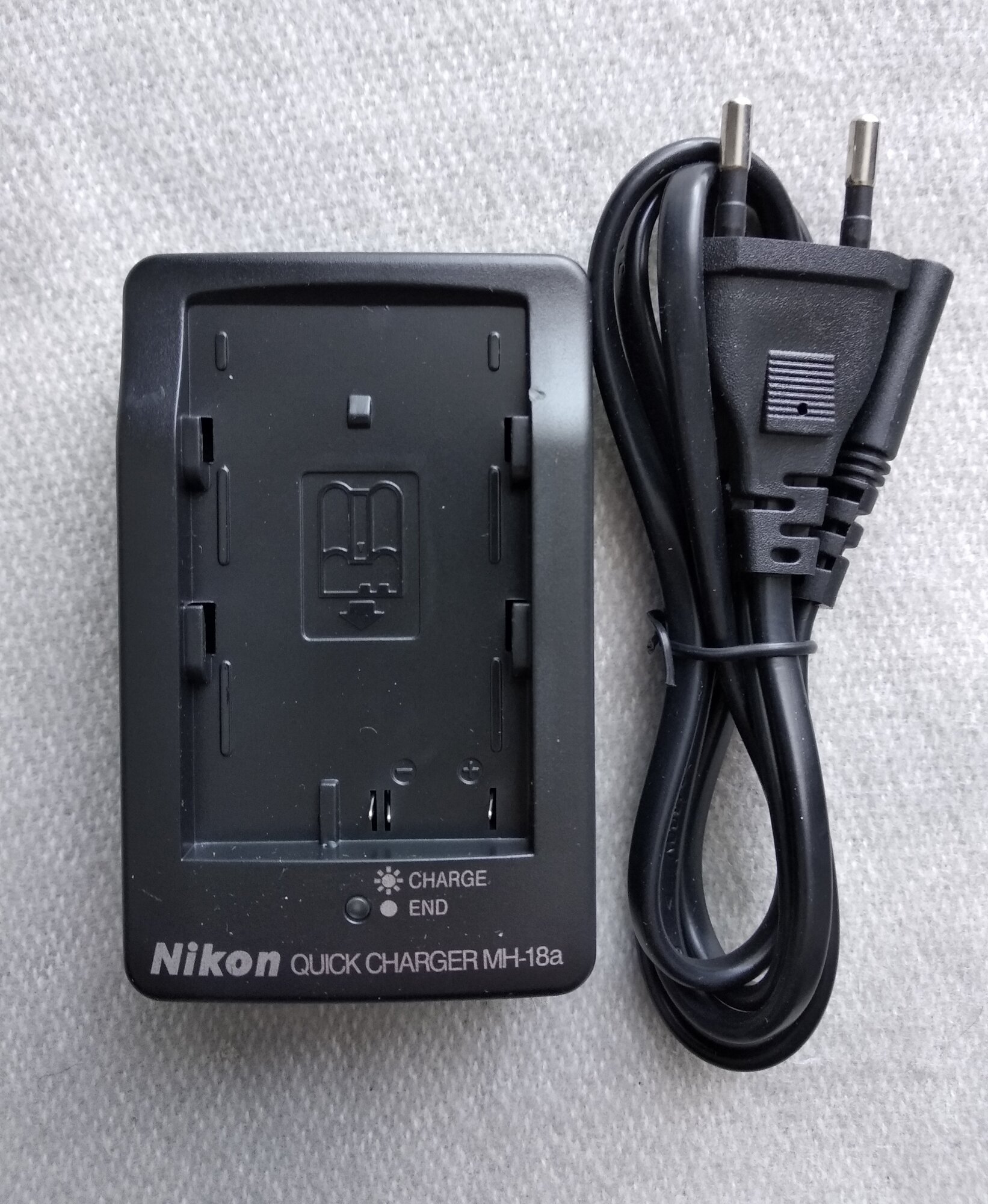 Зарядное устройство MH-18 для фотоаппарата Nikon