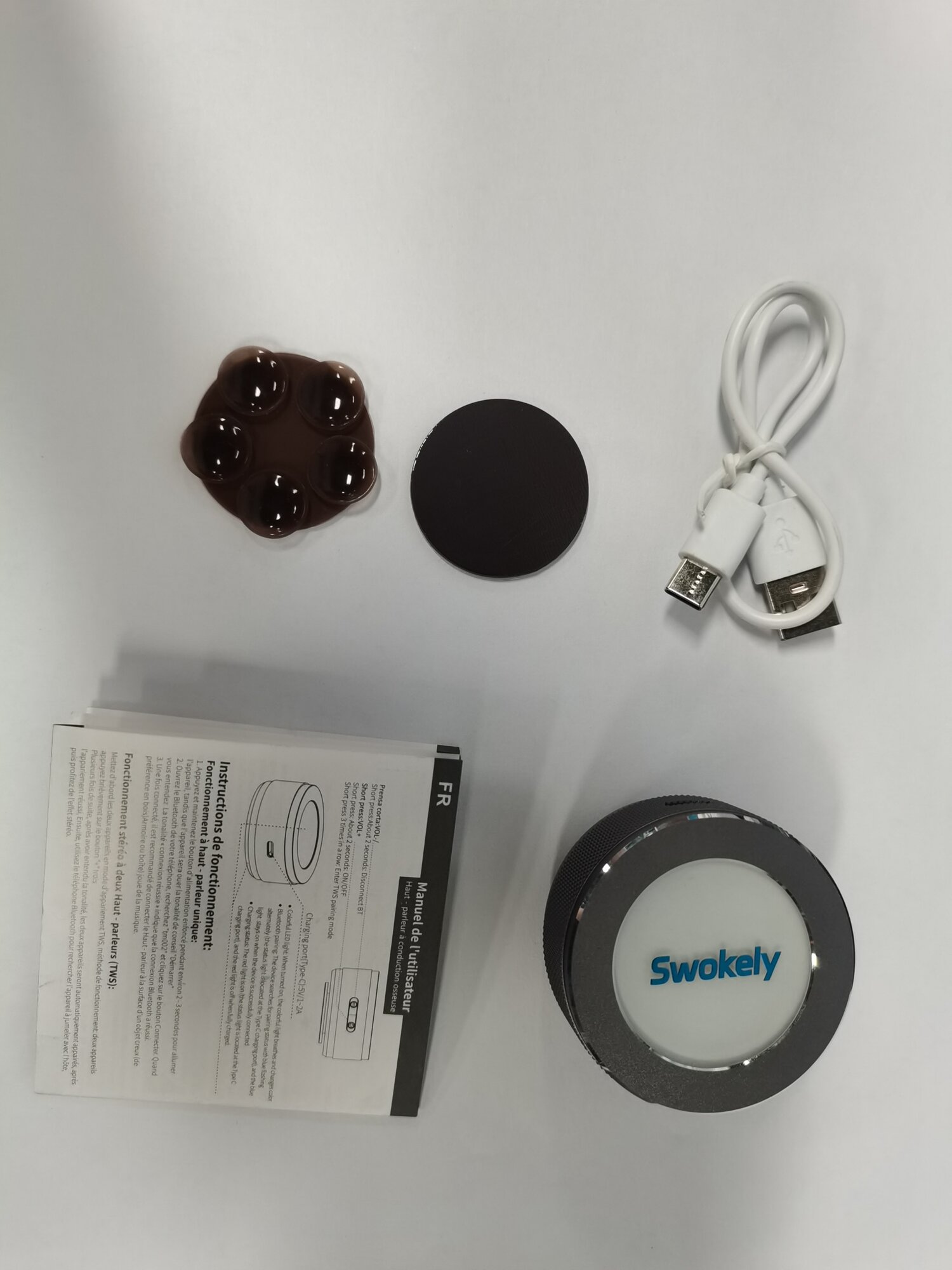 Беспроводная колонка Swokely с костной проводимостью, портативная и компактная, мини-звуковая колонка, стереобас, Bluetooth, красочные световые эффекты, креативный музыкальный плеер для дома, отдыха на природе и путешествий.