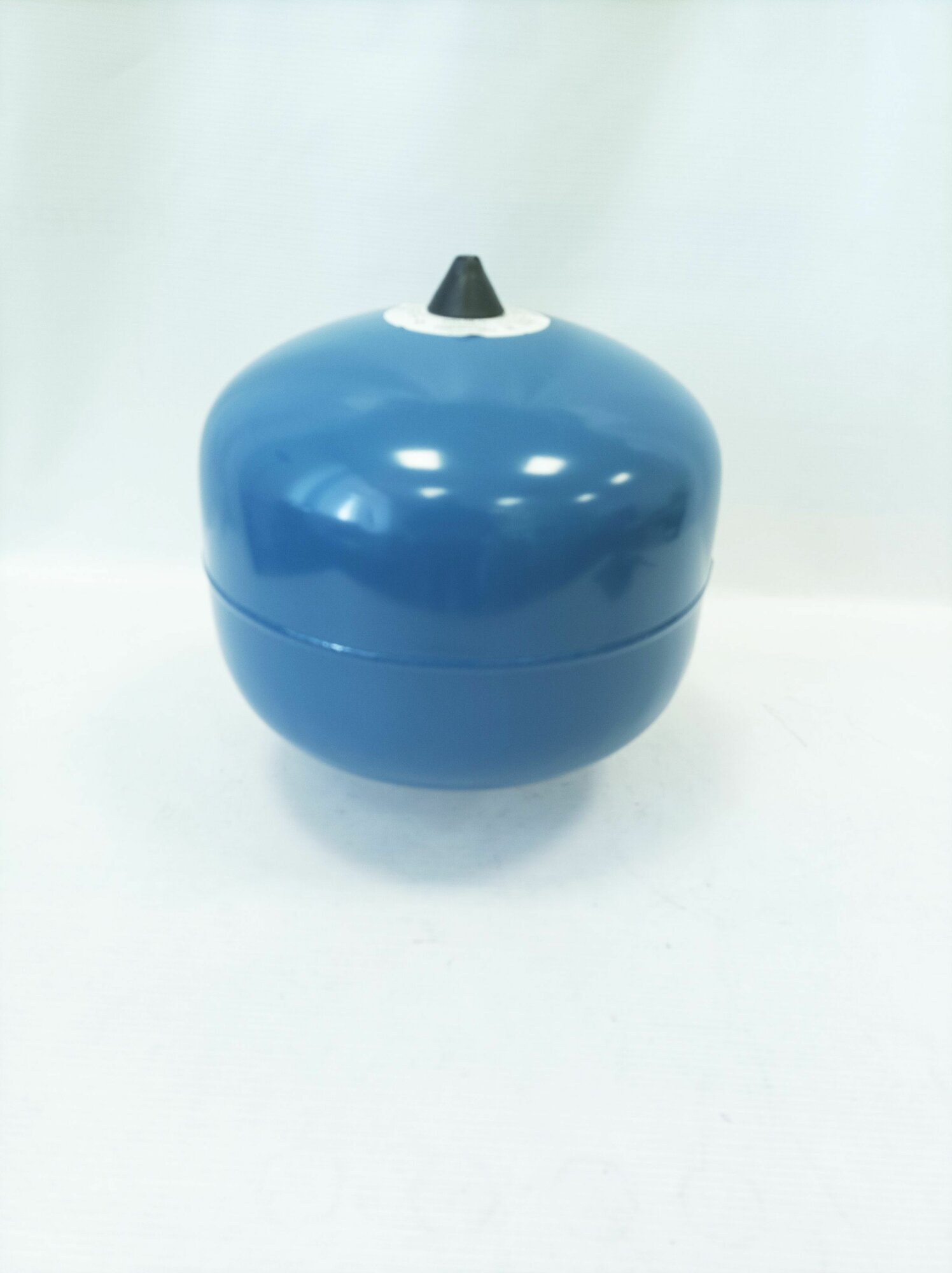 Reflex DE12 бак мембранный (гидроаккумулятор) для водоснабжения, 10/4bar,70C