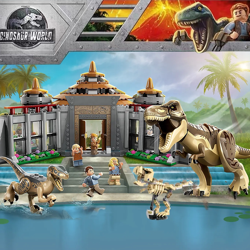 LEGO Jurassic World: Нападение Тиранозавра и рапторов в центре посетителей, набор 76961