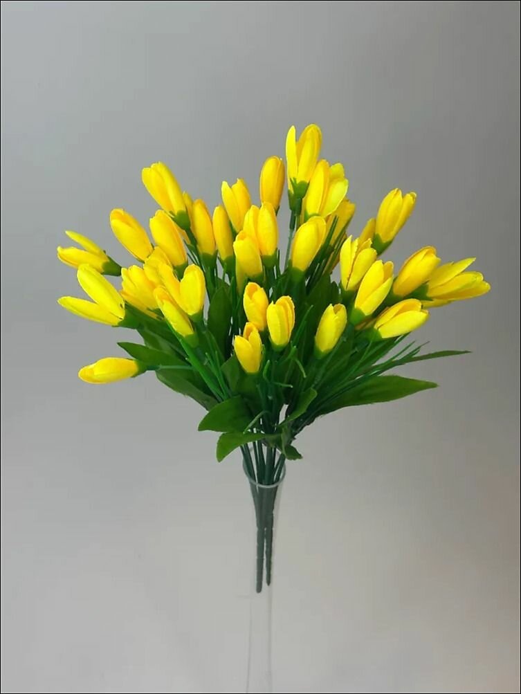 Искусственный букет крокусов, желтый - 2 шт. -37 см высота / Букет на Пасху, Радоницу, Троицу, кладбище, кашпо
