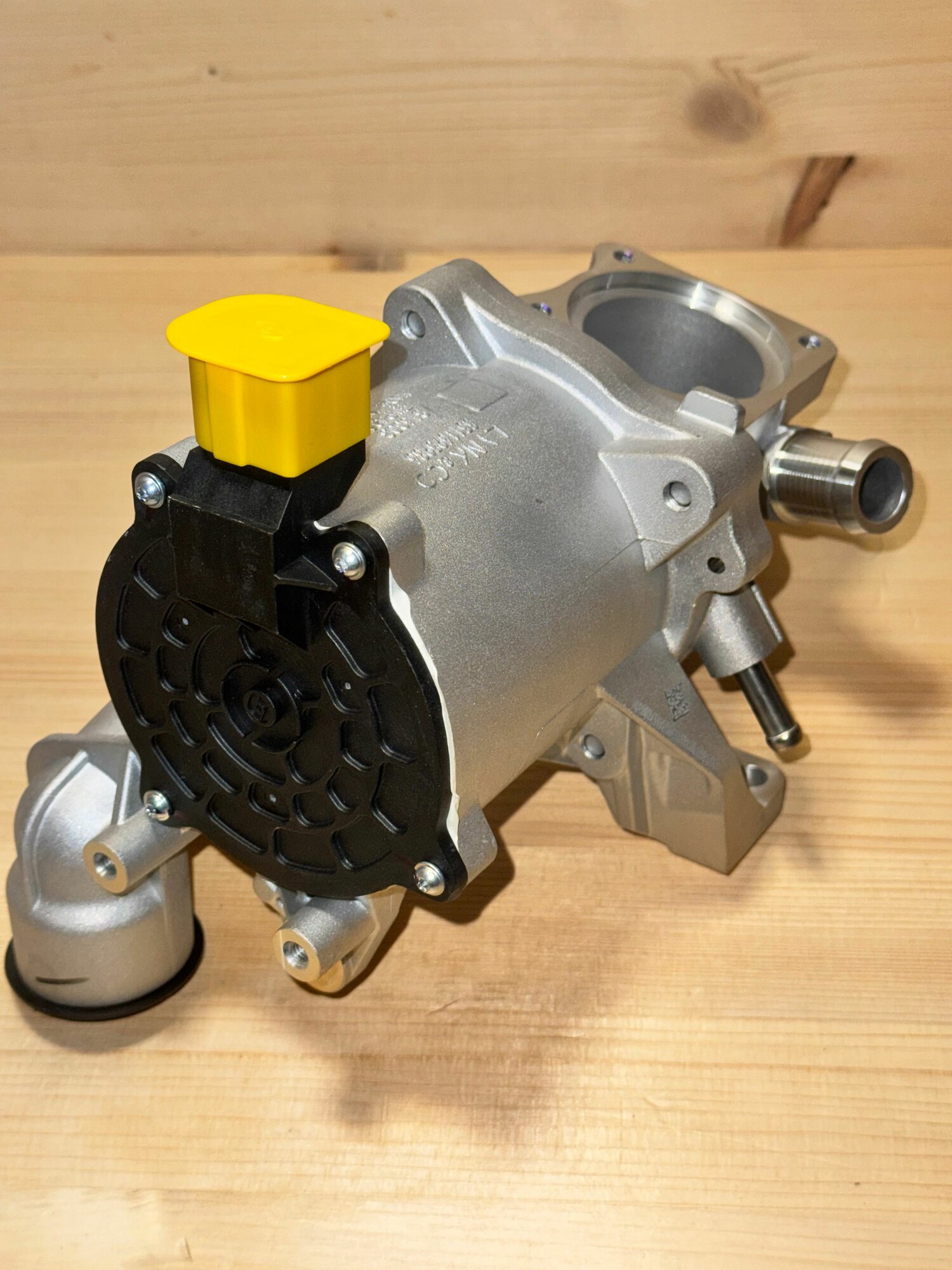 Насос водяной (помпа) Geely Coolray NEW 1.5T