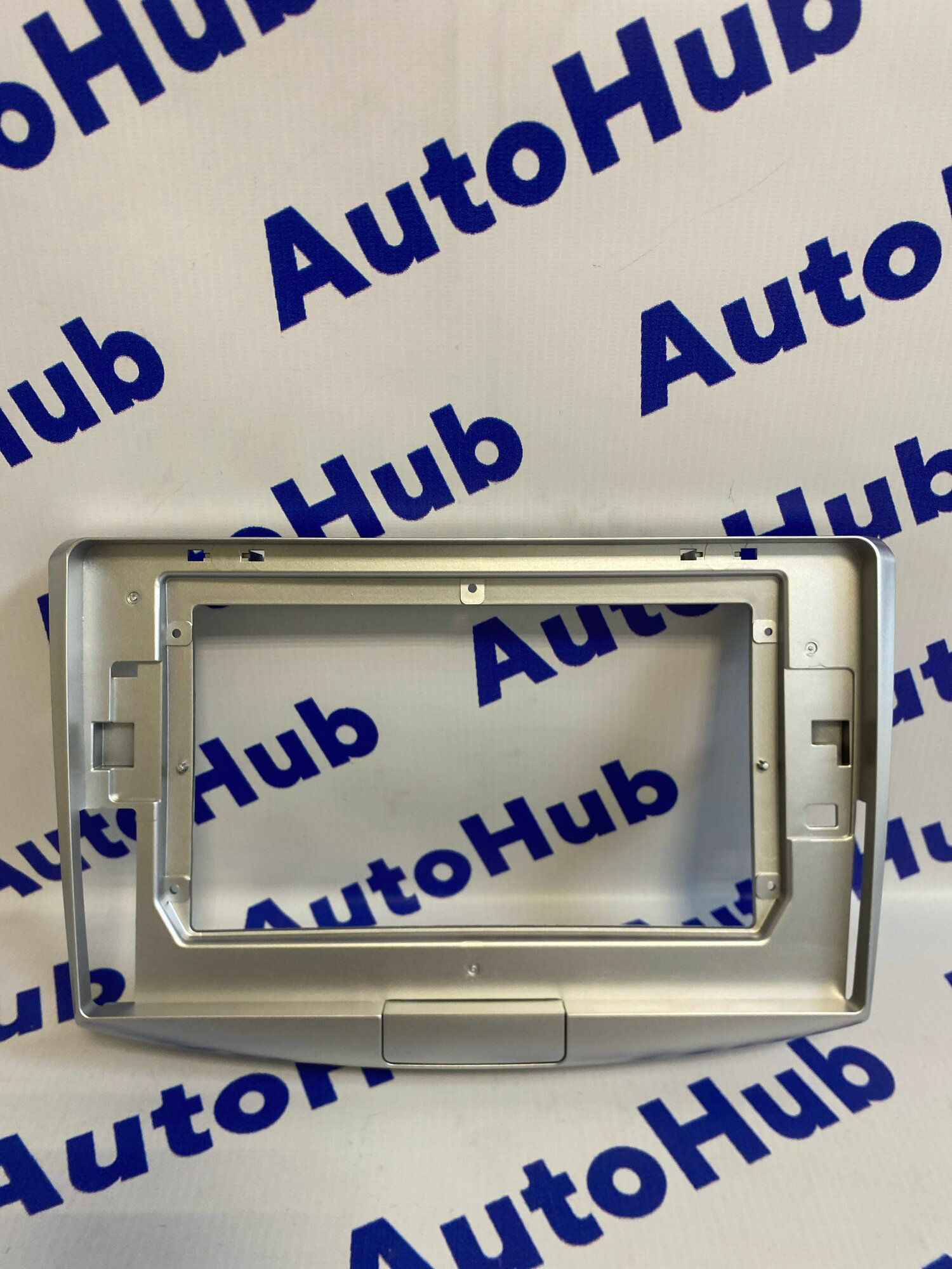 Переходная рамка для магнитолы Volkswagen Passat B6 B7, CC Magotan 2010-2016 (Цвет: серебристый, 10.1 дюйма)